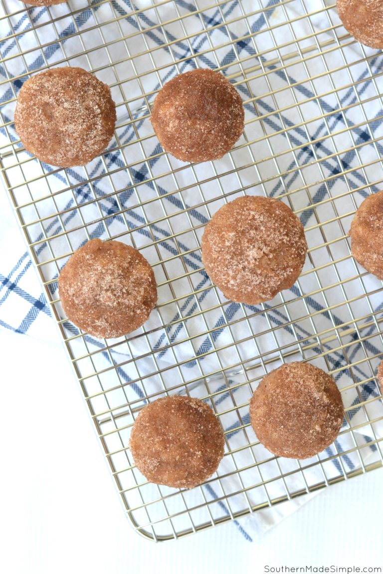 Snickerdoodle Mini Muffins - Southern Made Simple